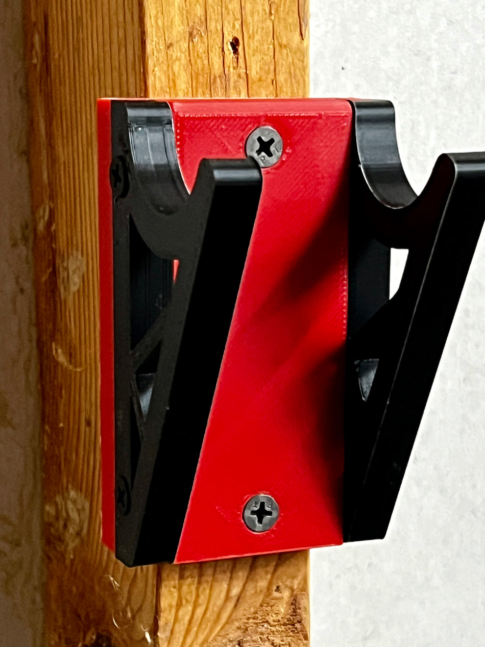 Universal Floor Jack Wall Mount – Garage Storage Bracket for 1.5 to 2 ...